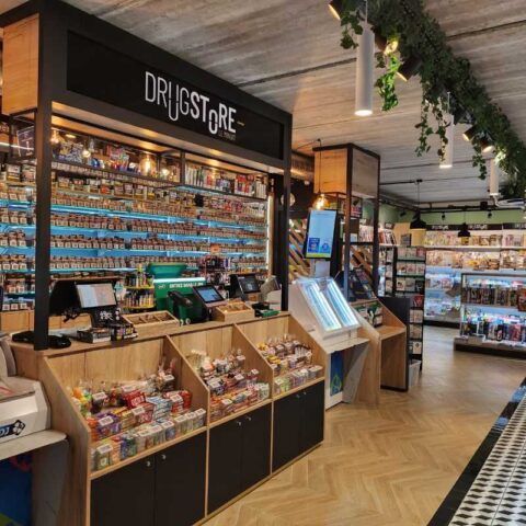 Le Drugstore | Drugstore Le Minuit